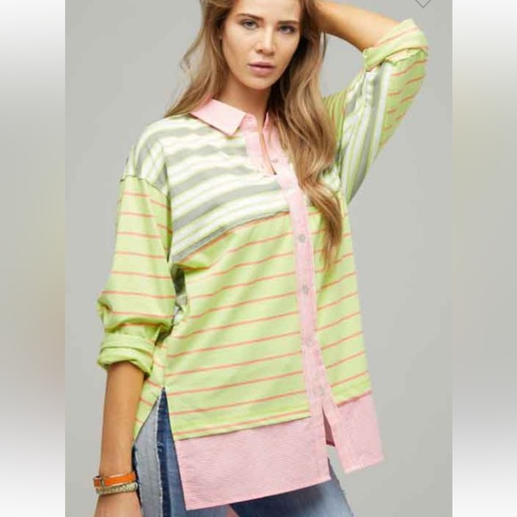 DAVI & DANI | Tops | Mixed Media Top | Poshmark